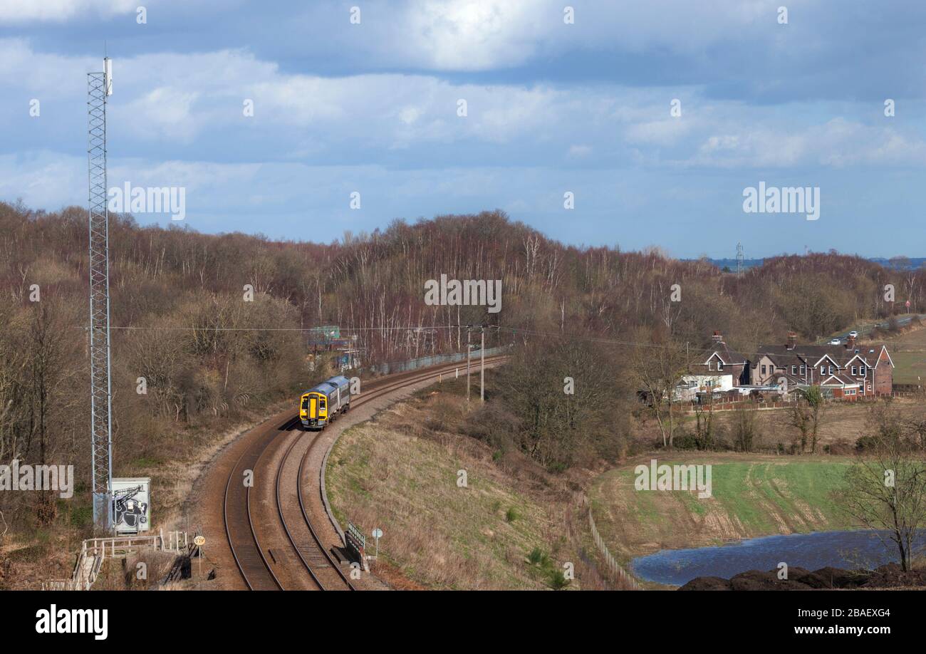 Northern rail class 158 sprinter train 158782 passing a GSM-R mast on ...