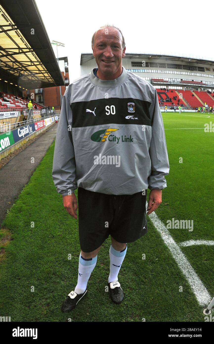 Coventry City goalkeeper coach Steve Ogrizovic Stock Photo - Alamy