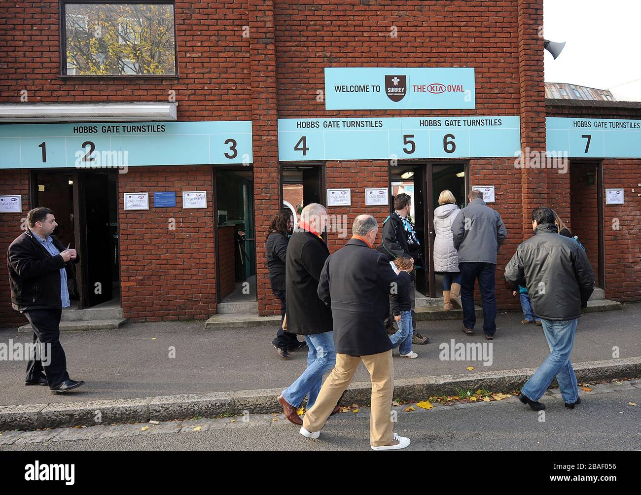 General view of spectators arriving Stock Photo - Alamy