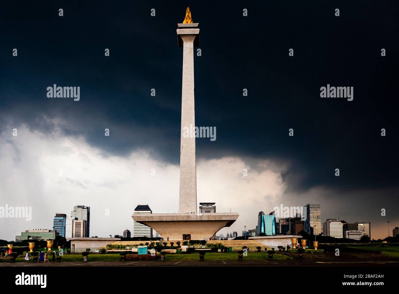 The National Monument, Merdeka Square, Jakarta, Indonesia Stock Photo ...