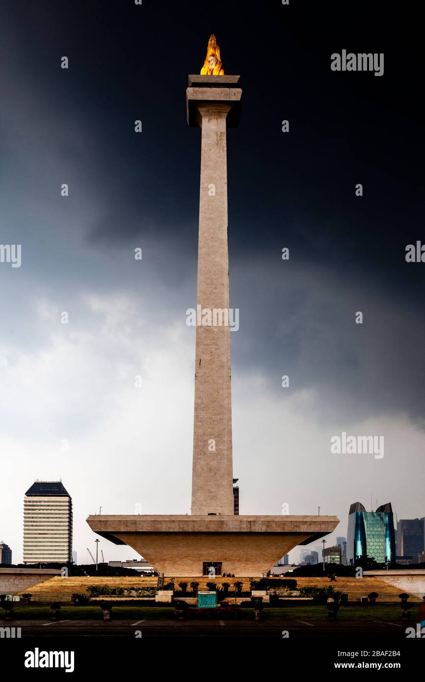 The National Monument, Merdeka Square, Jakarta, Indonesia Stock Photo ...