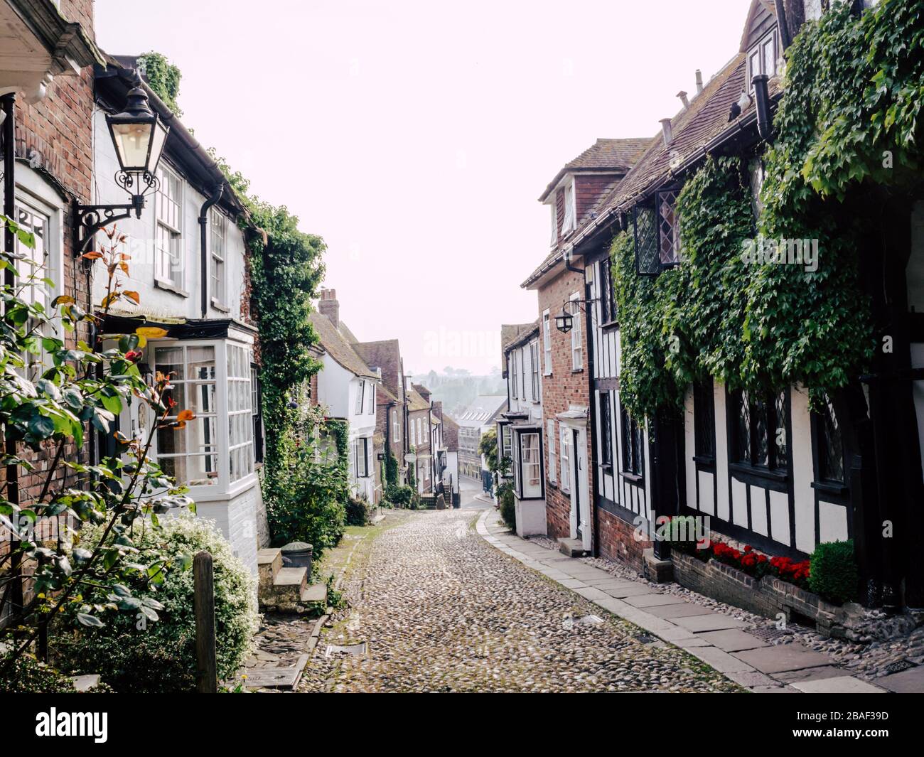 Kent rye mermaid street hi-res stock photography and images - Alamy