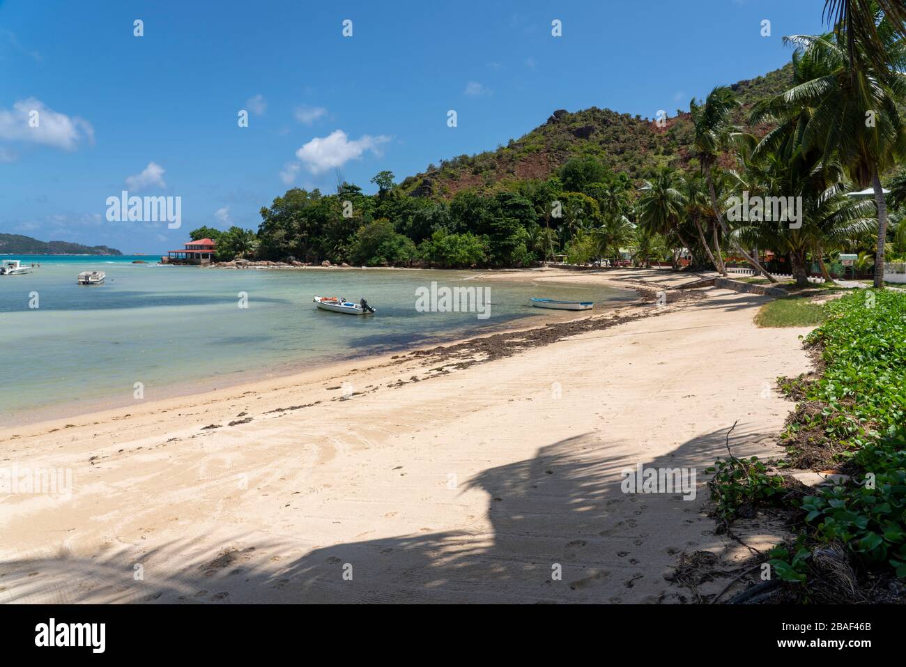 Praslin island beach hi-res stock photography and images - Alamy