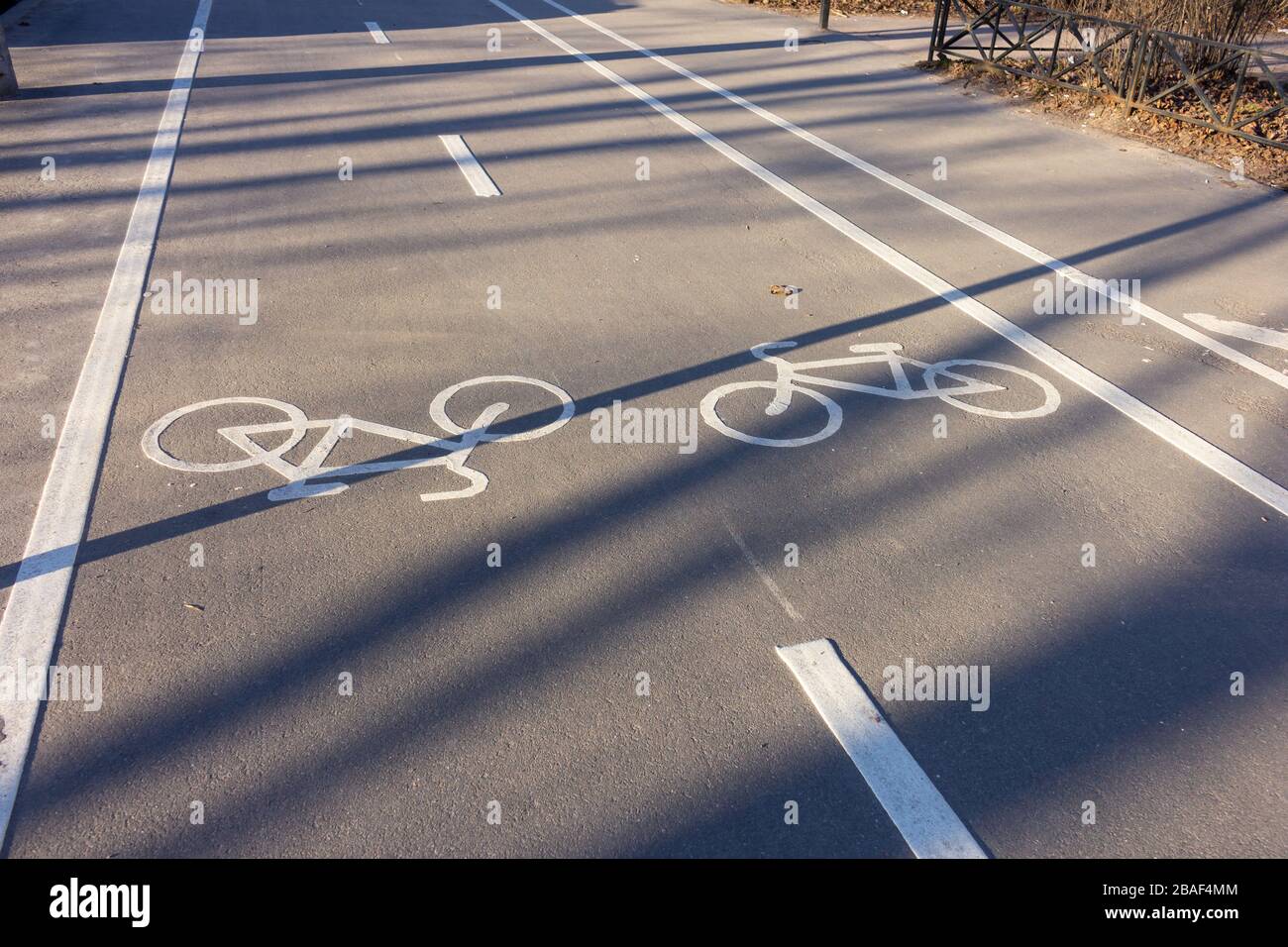 Environmentally friendly traffic signs hi-res stock photography and ...