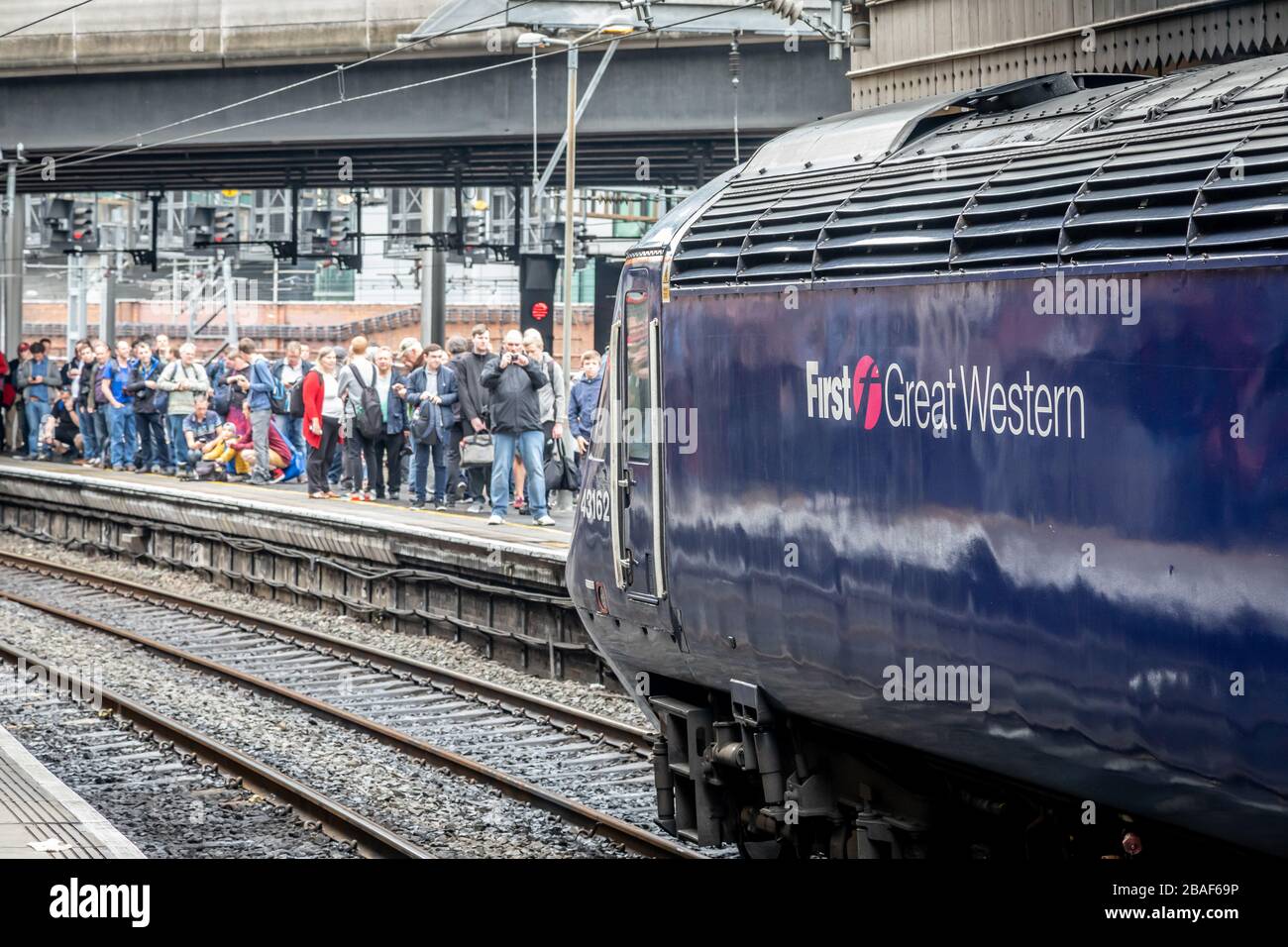 Hst farewell hi-res stock photography and images - Alamy