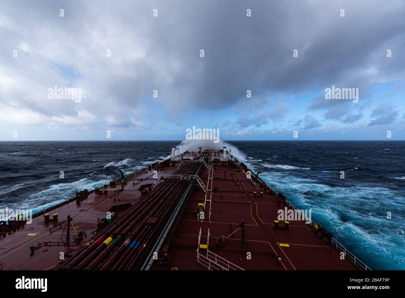 Oil tanker in the ocean Stock Photo - Alamy