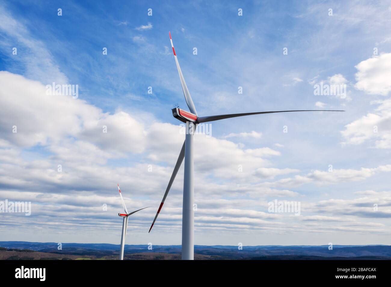 Two wheels in the air hi-res stock photography and images - Alamy