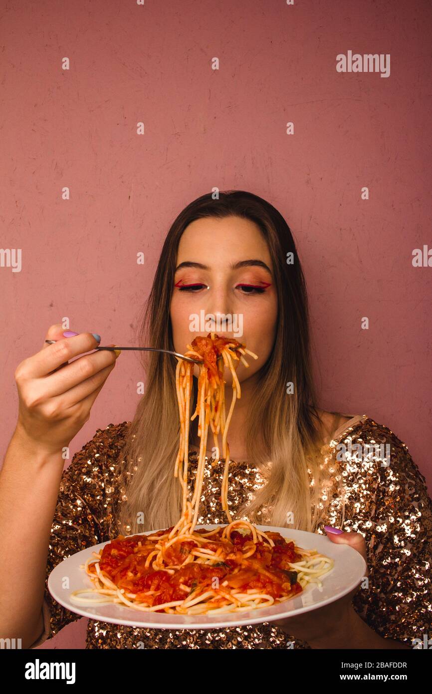 Beautiful young woman pasta hi-res stock photography and images - Alamy
