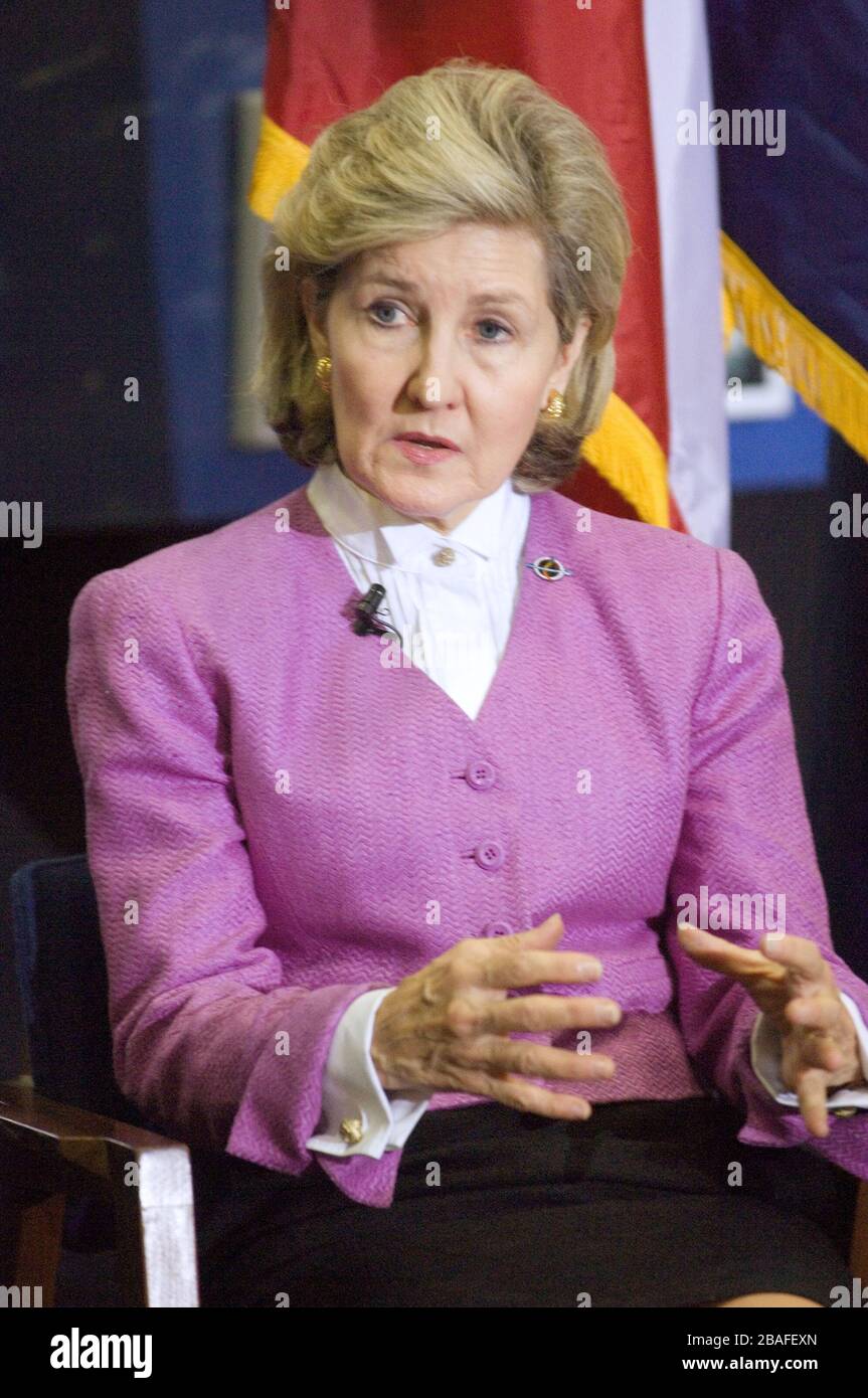 Kay bailey hutchison hi-res stock photography and images - Alamy