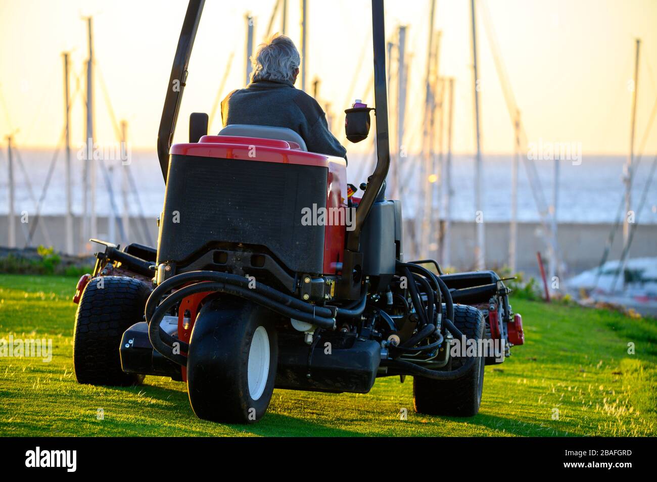 Golf club maintenance hi-res stock photography and images - Alamy