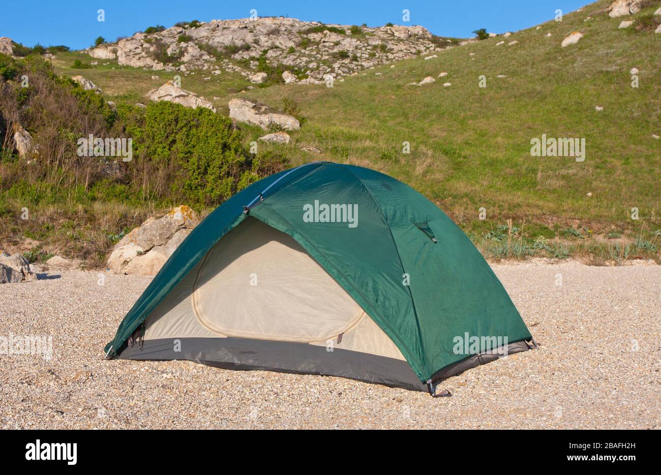 tourist tent on sea beach Stock Photo - Alamy