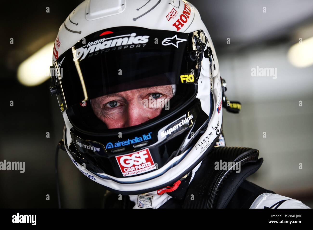 Matt Neal (GBR) Halfords Yuasa Racing Honda Civic Type R at the ...