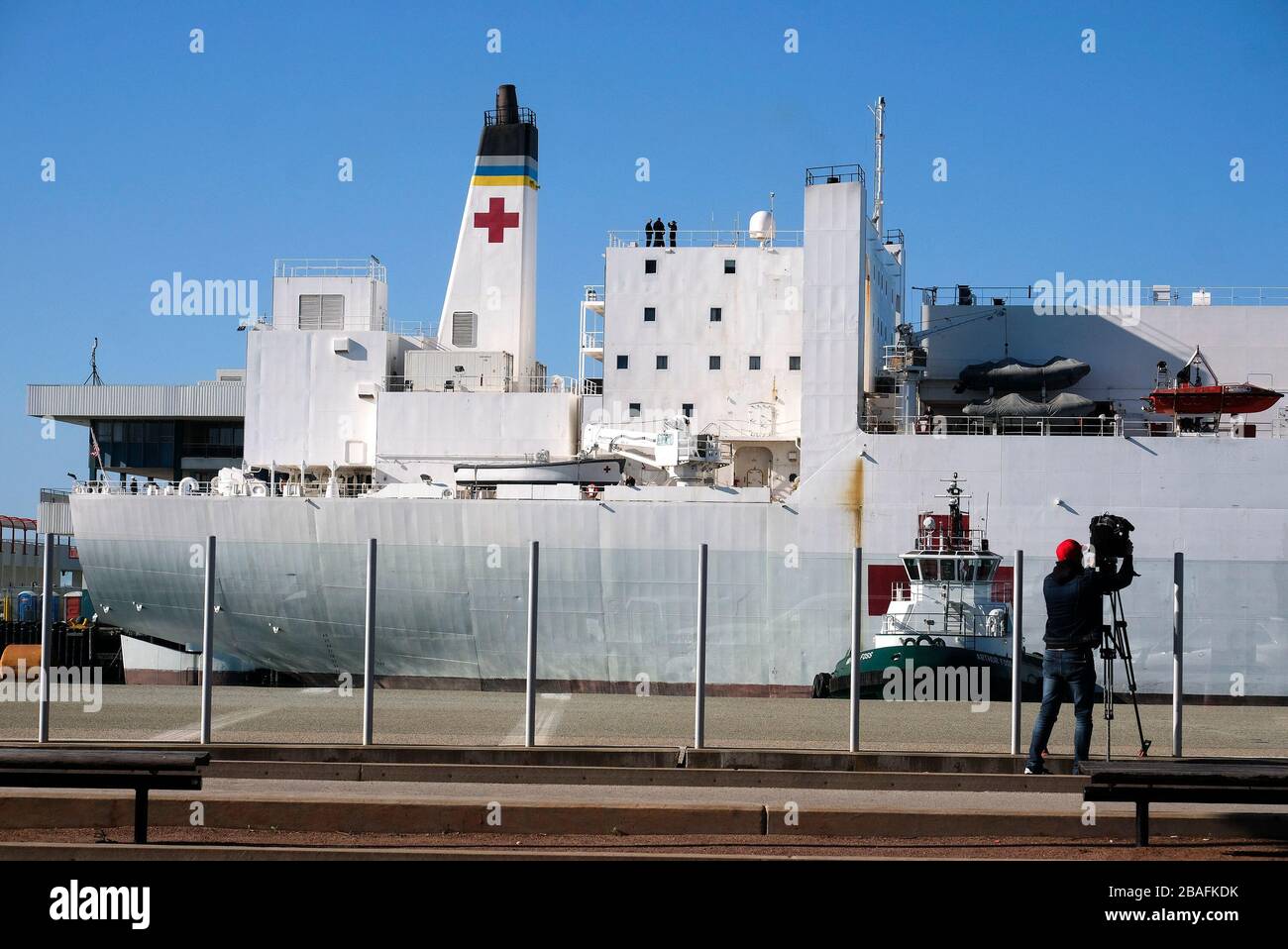 Mission essential plus hi-res stock photography and images - Alamy