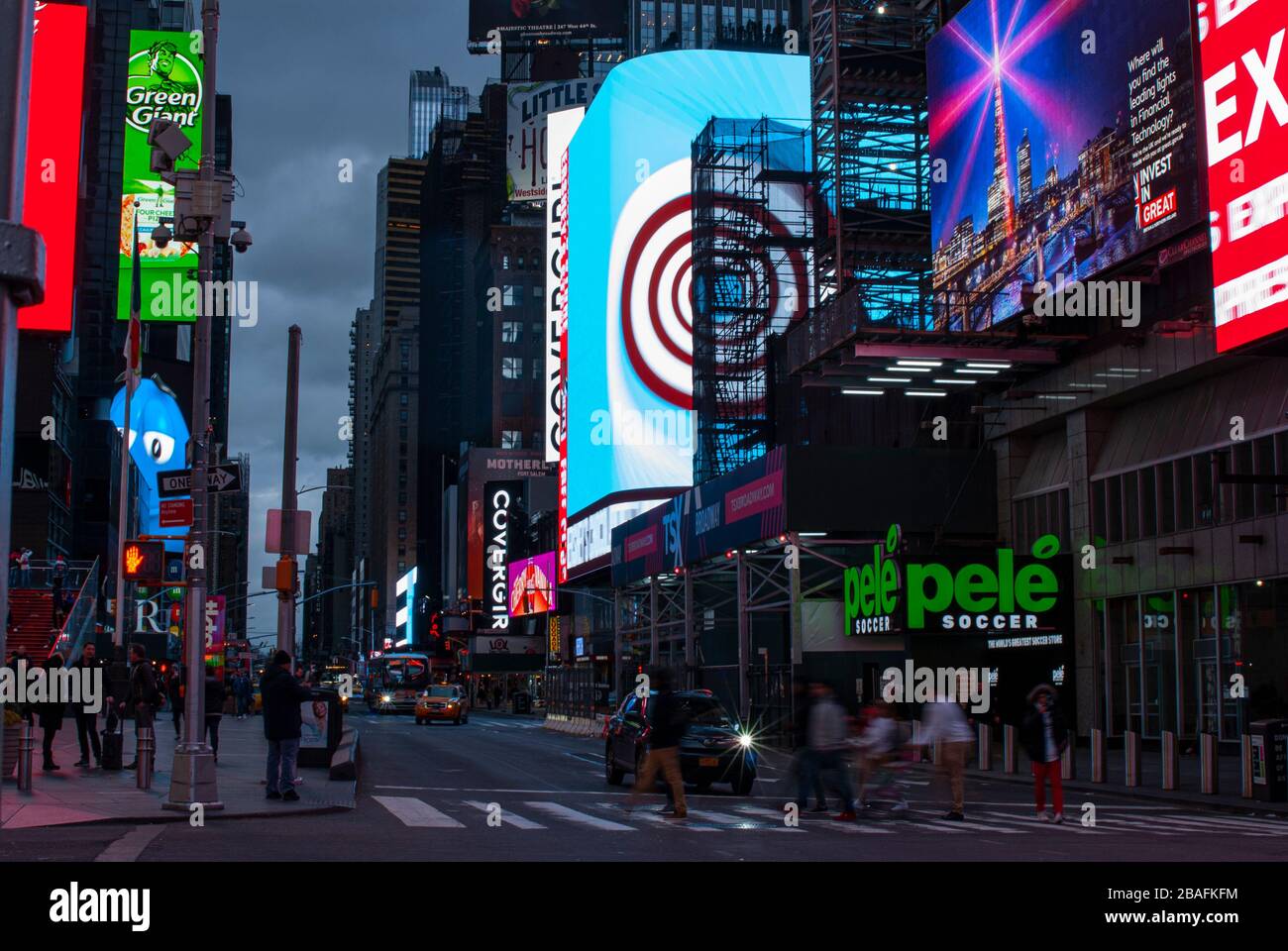 Time square new york empty hi-res stock photography and images - Alamy