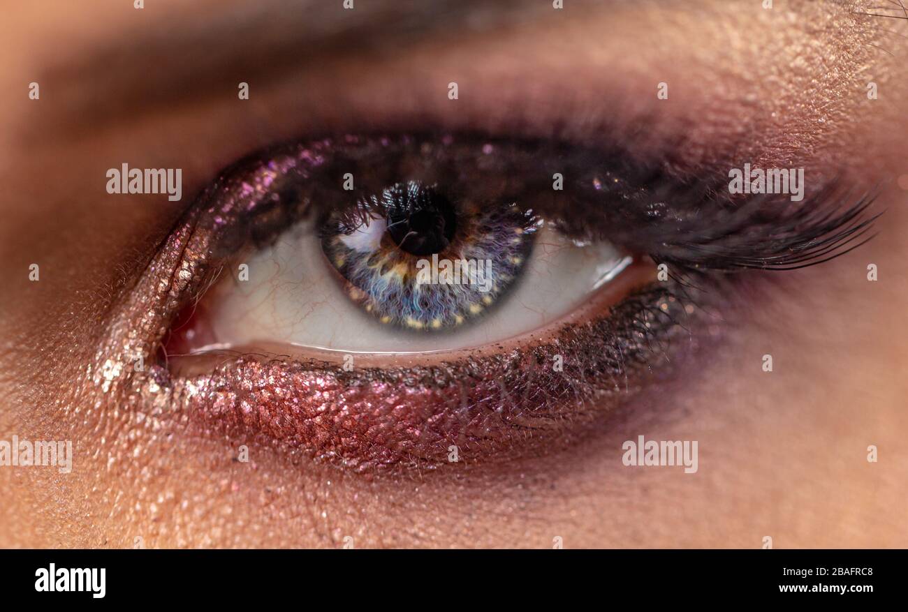 Female visage hi-res stock photography and images - Alamy