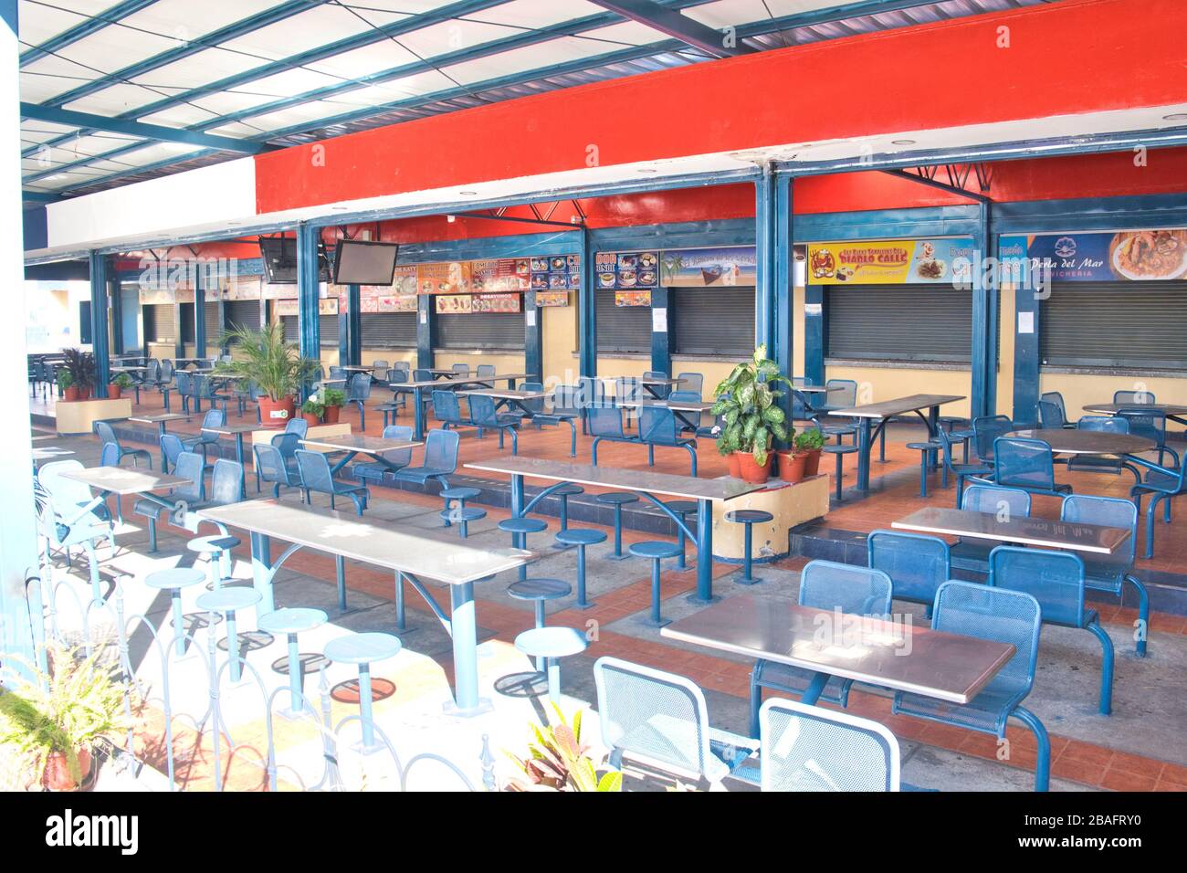 Empty cetnral food hall by Cotacachi transport terminal closed for ...