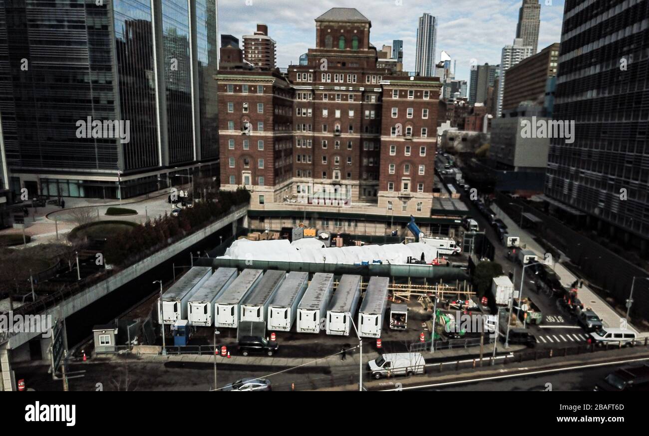 New York Manhattan, USA. 27th Mar, 2020. NYC building Makeshift morgue ...