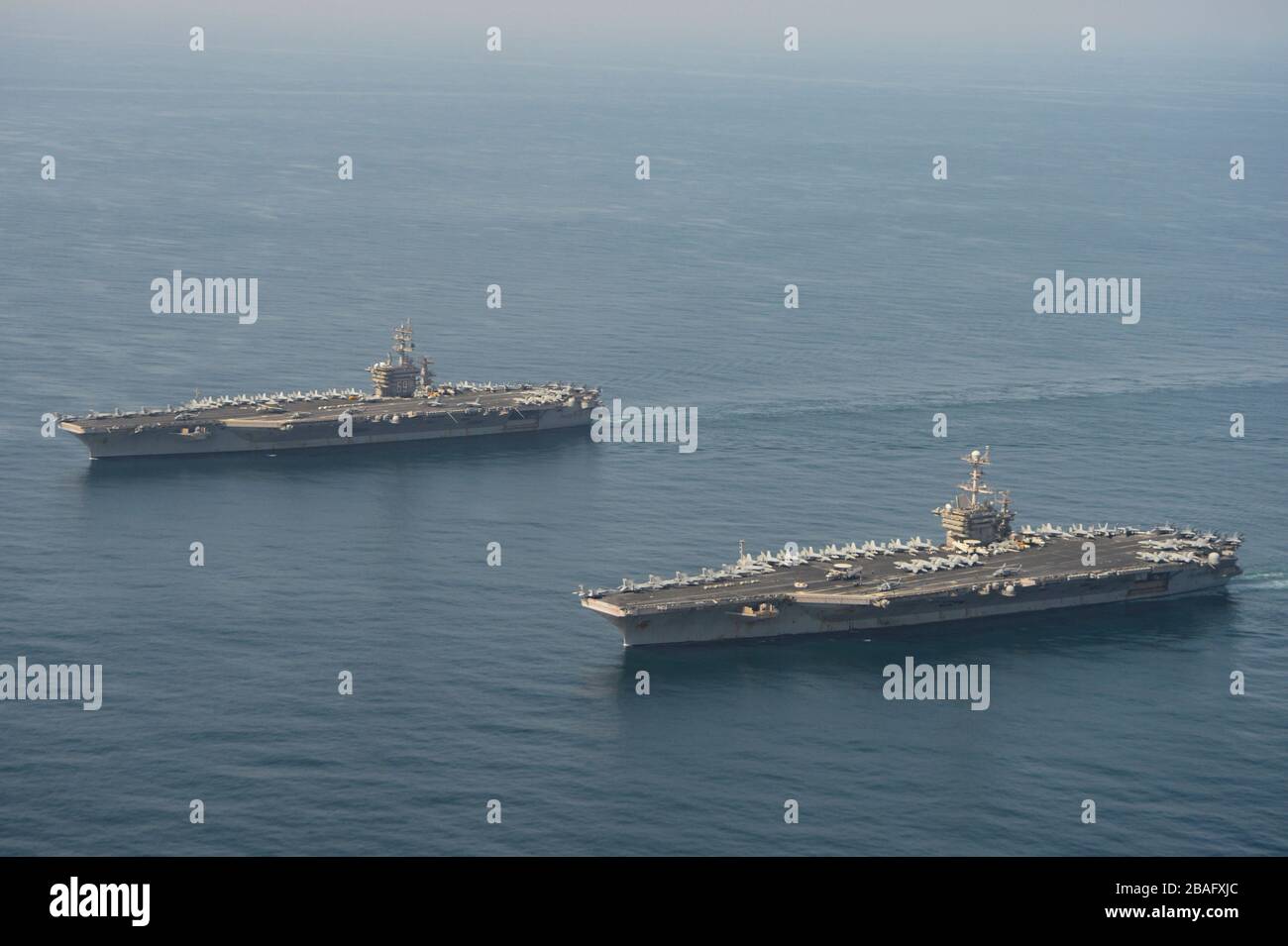 Nuclear powered aircraft carriers hi-res stock photography and images ...