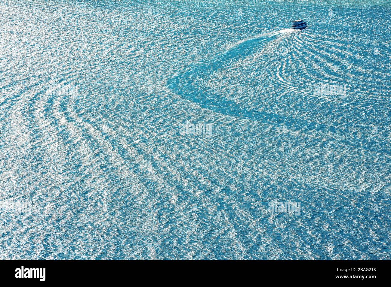 Aerial view boat crossing blue hi-res stock photography and images - Alamy