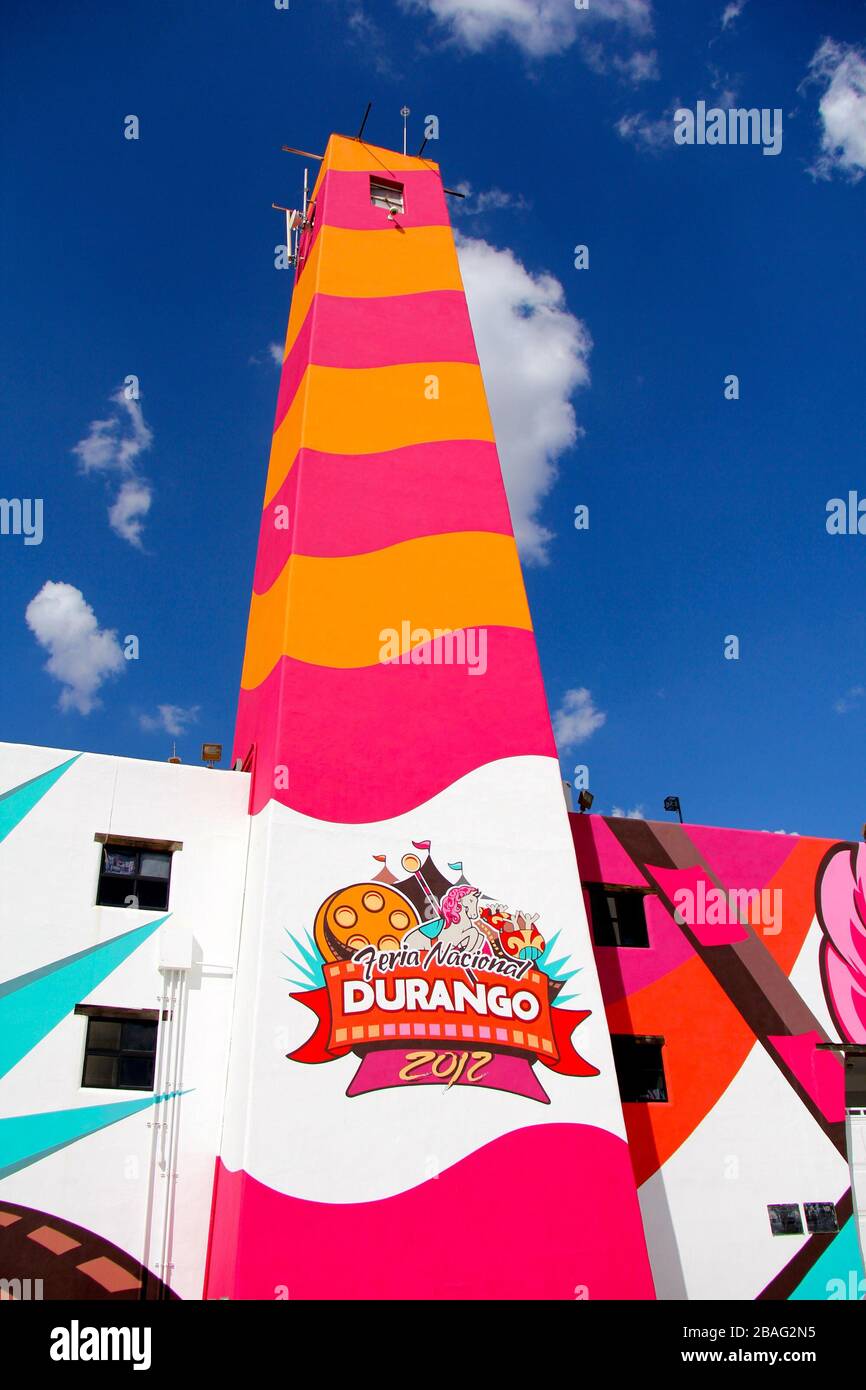 Traje típico trajes típicos hi-res stock photography and images - Alamy