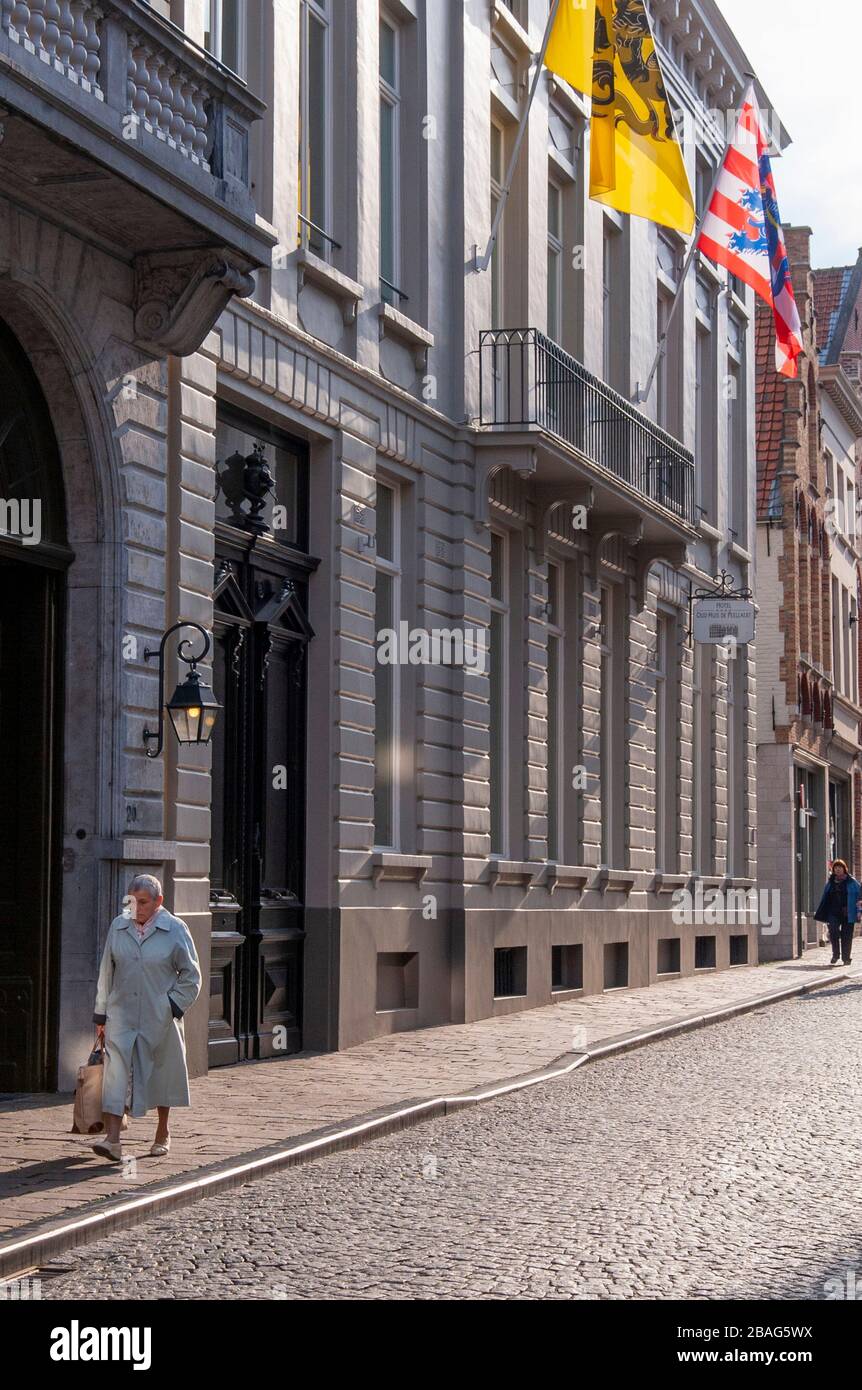 Street scene in Bruges, Belgium Stock Photo - Alamy