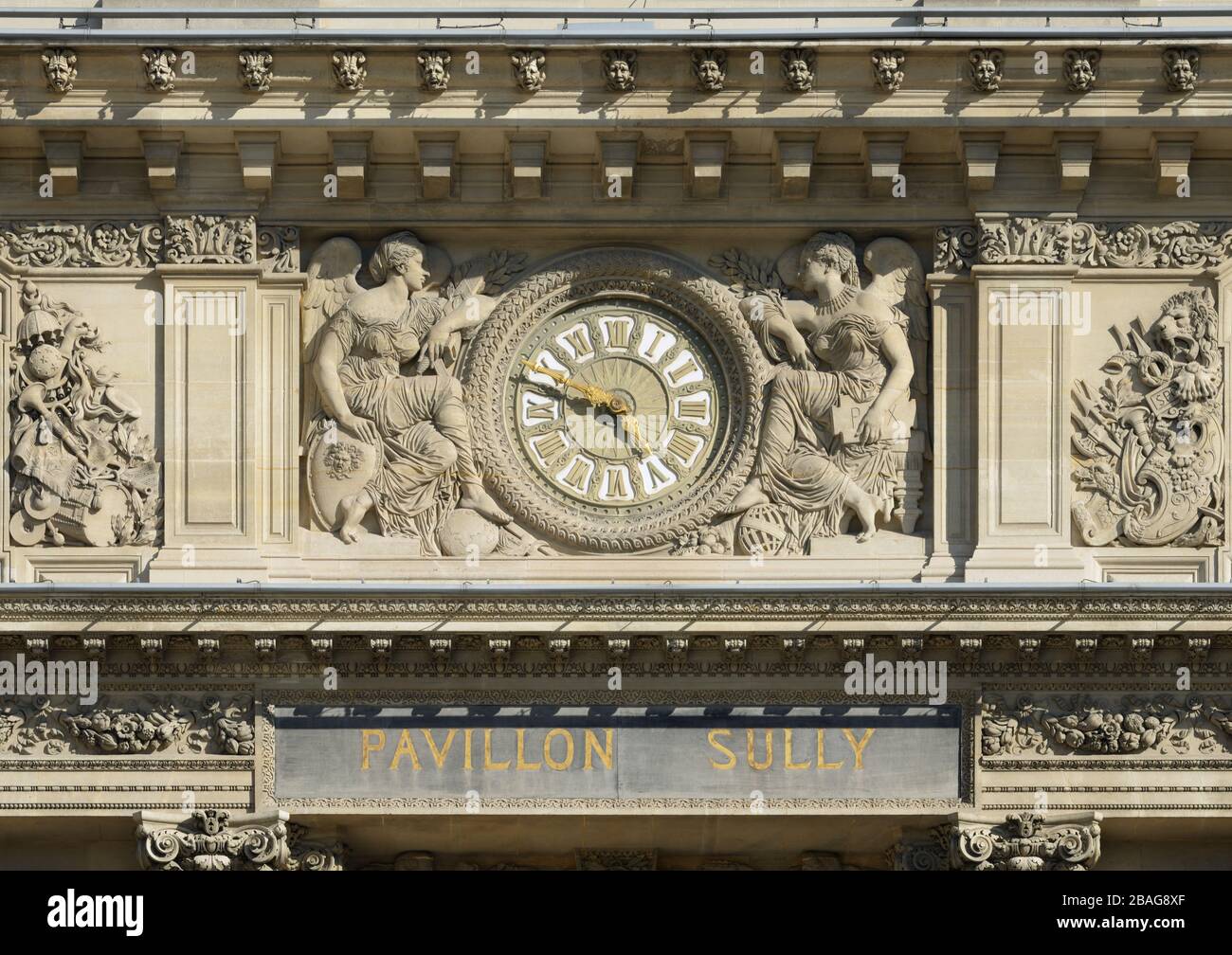 Details of the Louvre building (Pavillion Sully, western side), Paris ...