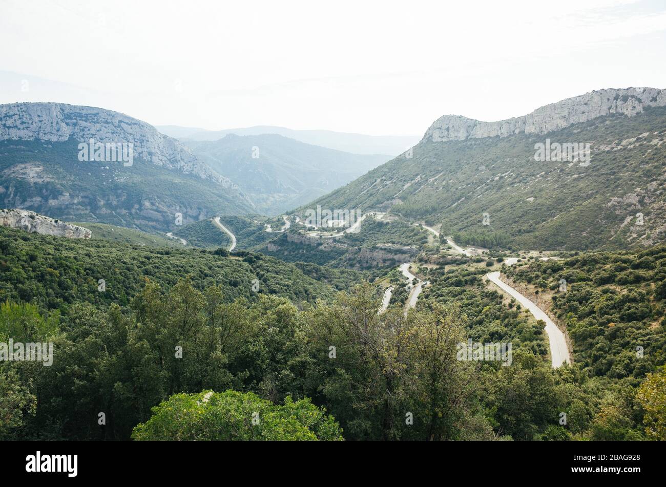 Long and windy road hi-res stock photography and images - Alamy