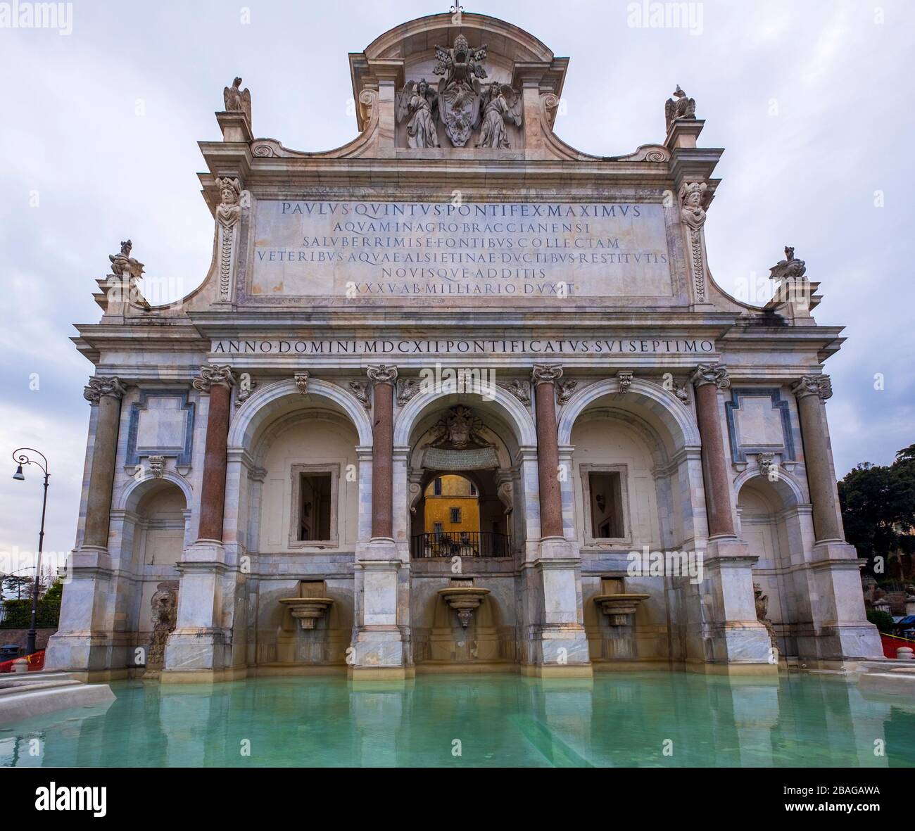 Called fontanone hi-res stock photography and images - Alamy