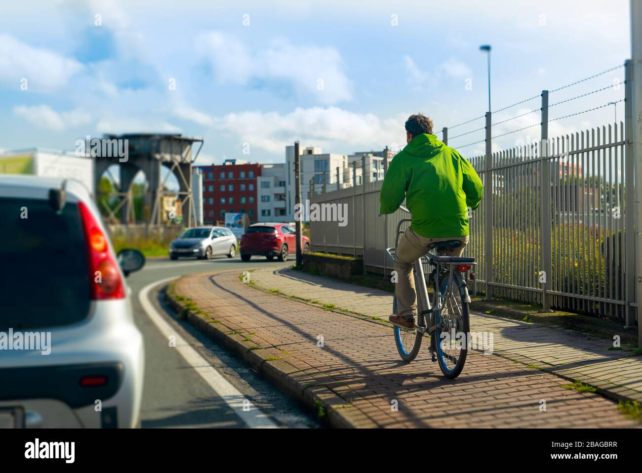 Cars traffics hi-res stock photography and images - Alamy