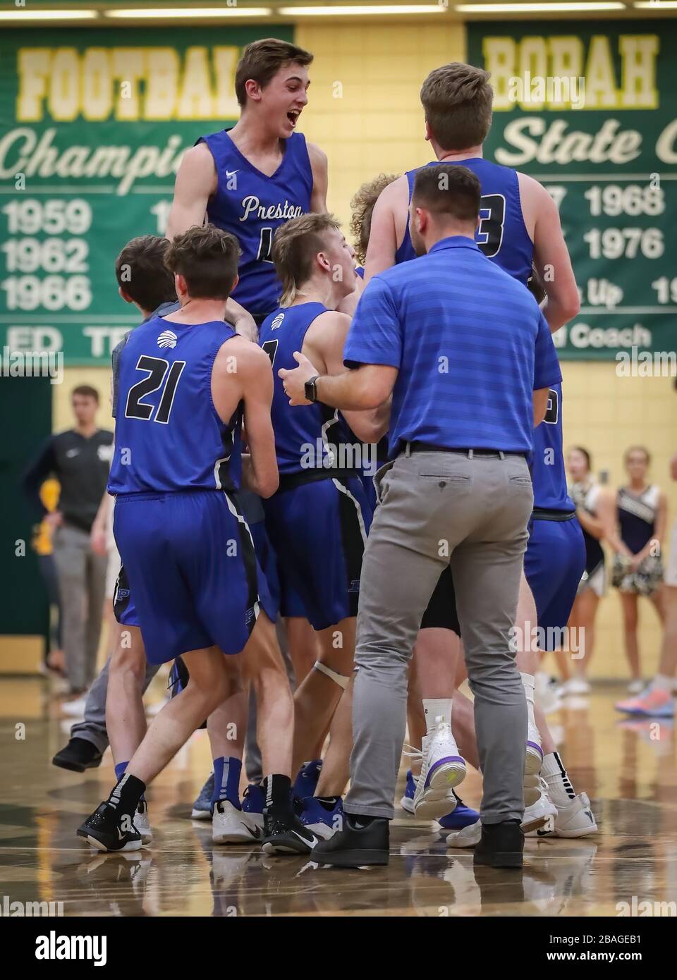 Preston vs Middleton high school basketball action in Boise, Idaho ...