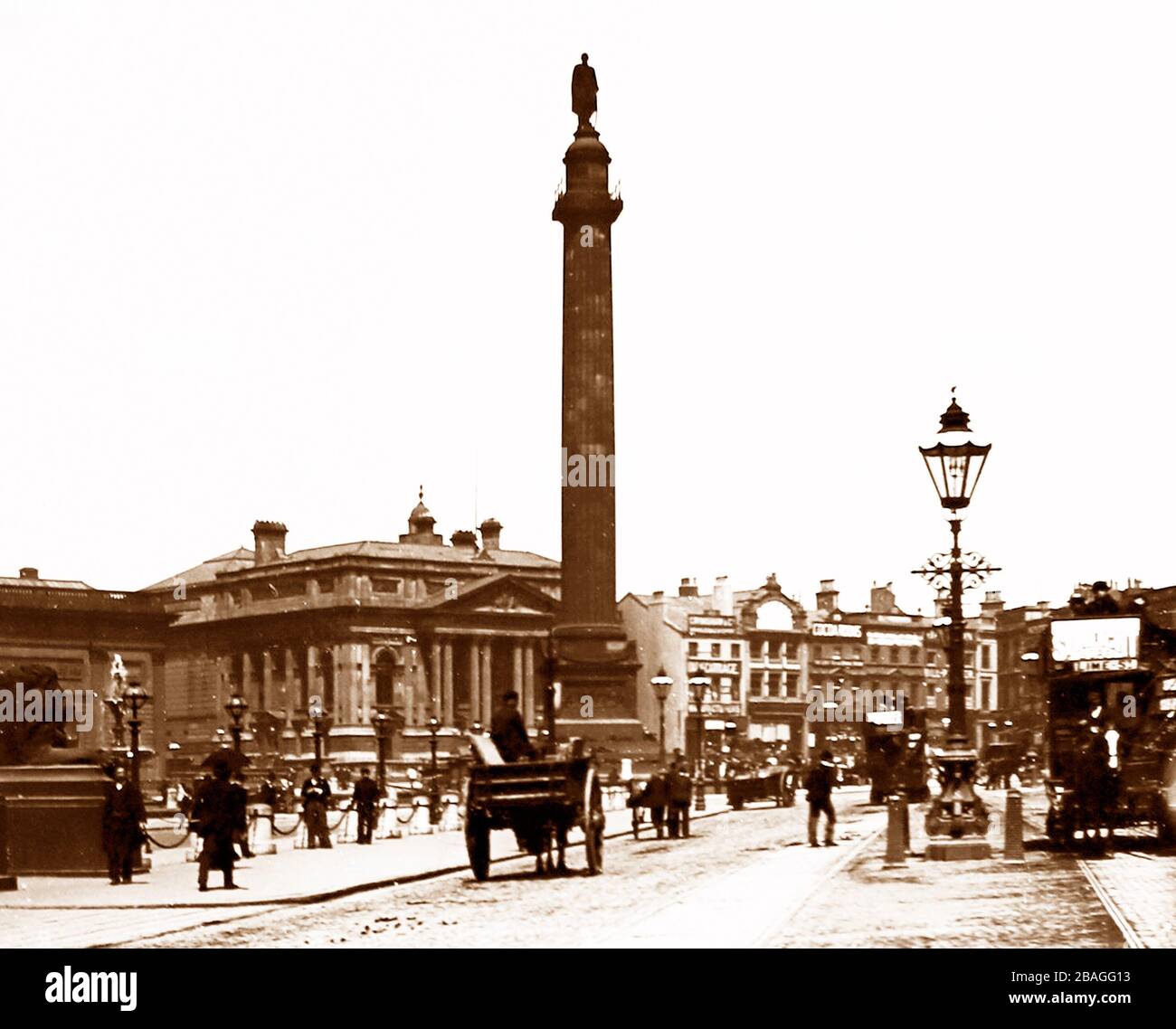 Wellington's column liverpool hi-res stock photography and images - Alamy