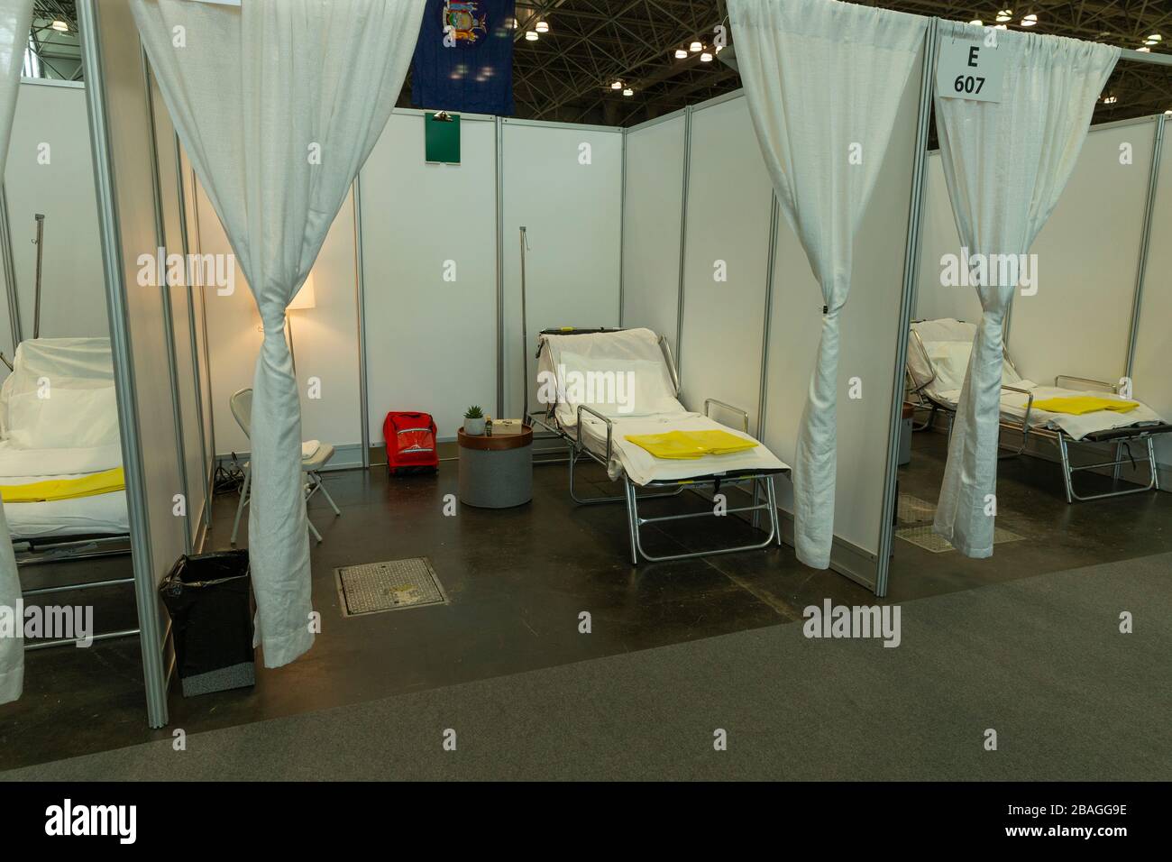 New York, NY - March 27, 2020: View makeshift hospital room built by ...