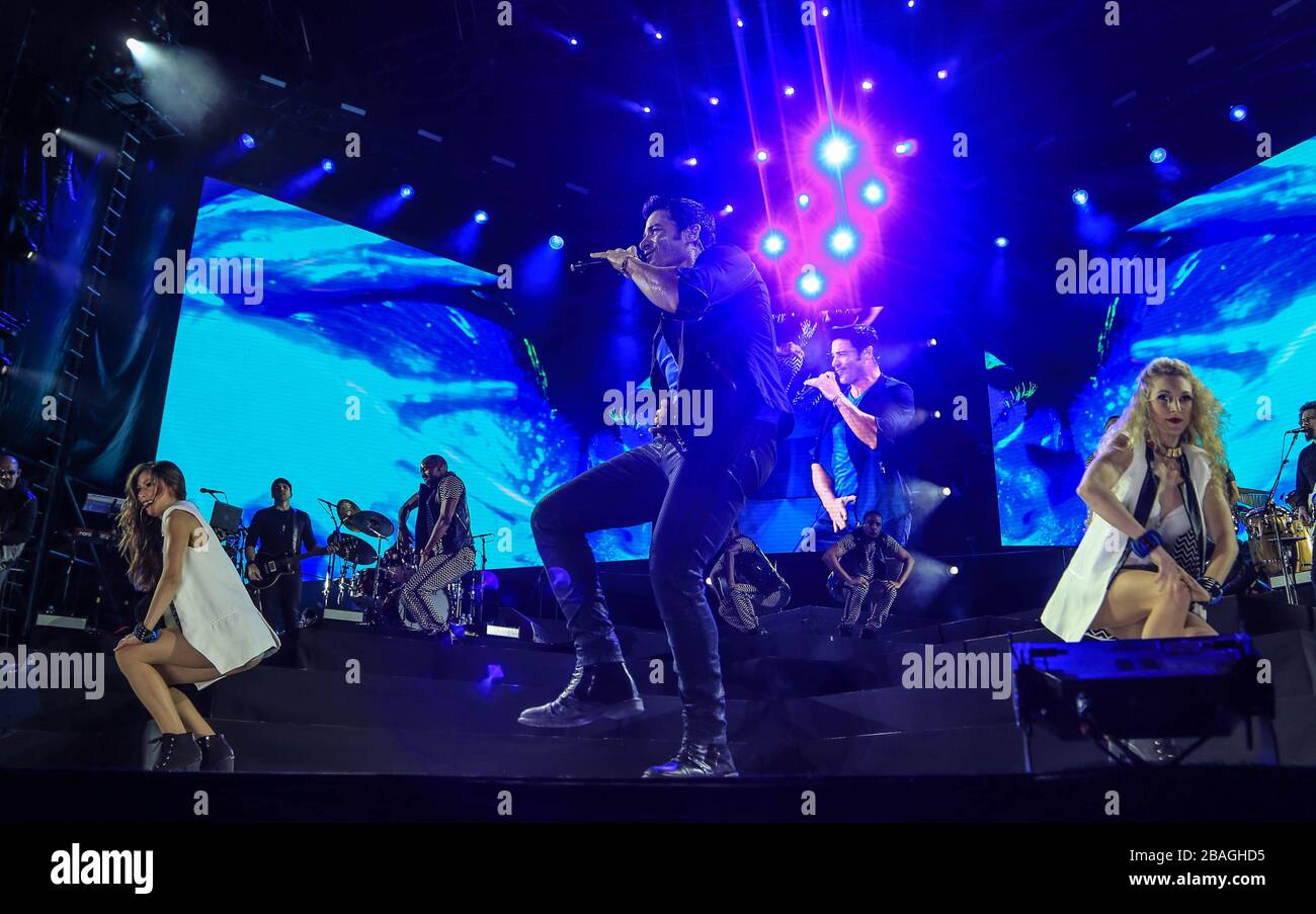 Pop singer chayanne hi-res stock photography and images - Alamy
