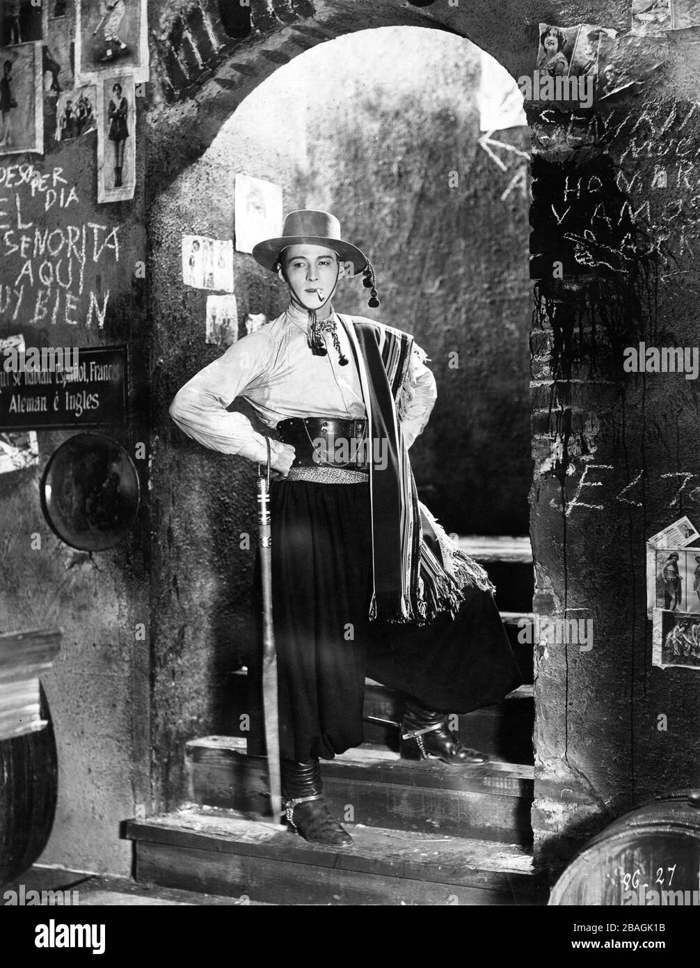 Silver screen 1920s hi-res stock photography and images - Alamy