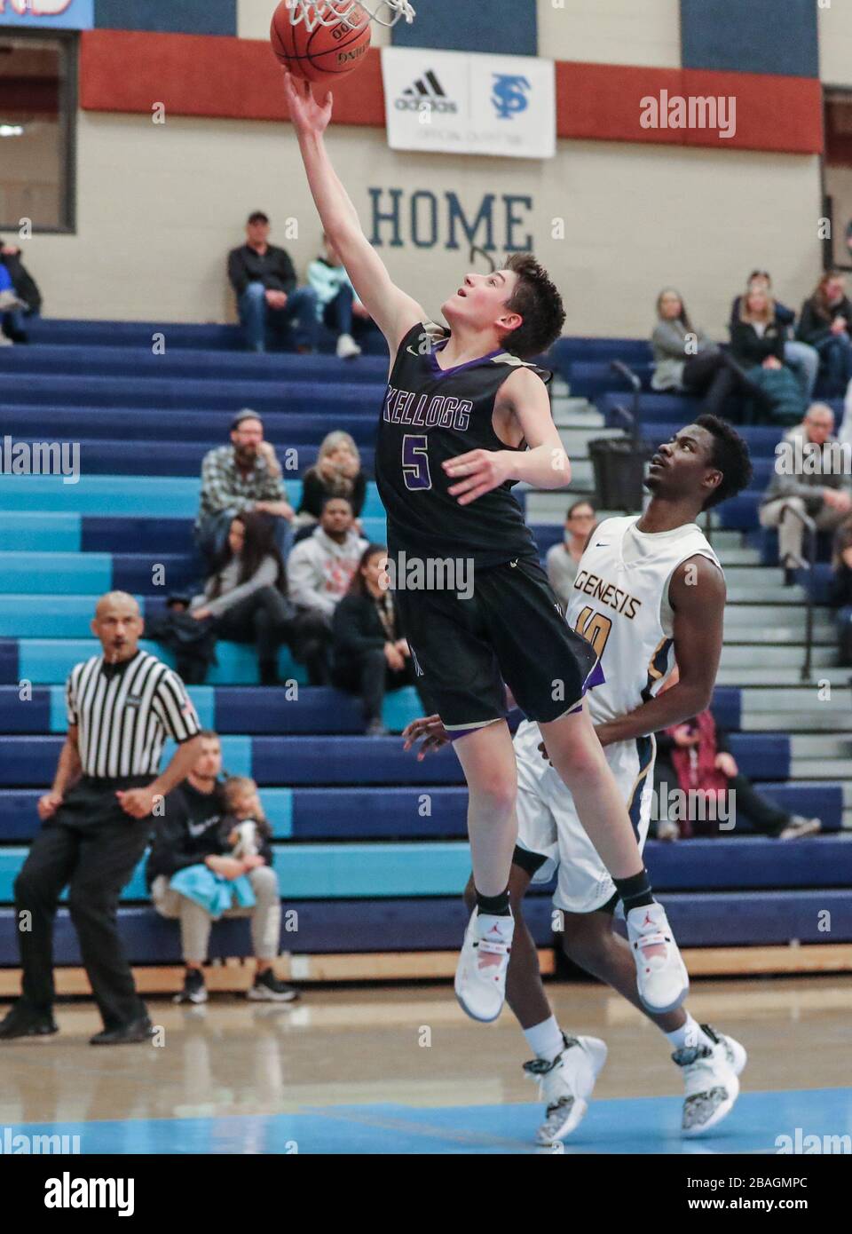 Basketball action with Genesis Prep vs Kellogg High School in Rockford ...