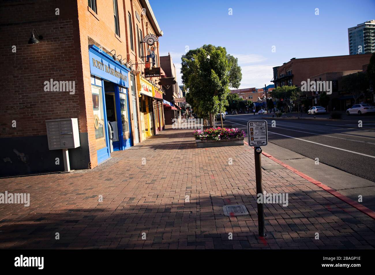 Streets are nearly empty due to the COVID-19 epidemic on Mill Ave. in ...
