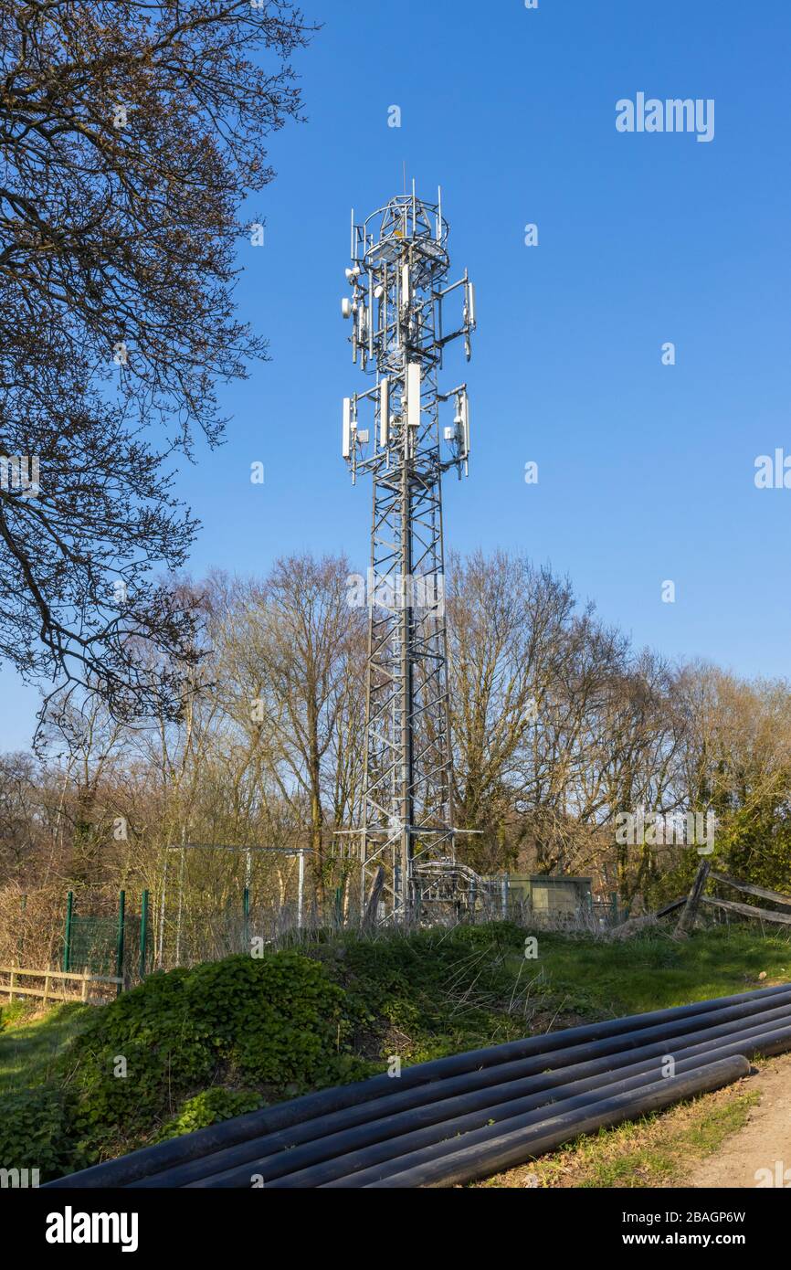 Mobile radio operator hi-res stock photography and images - Alamy