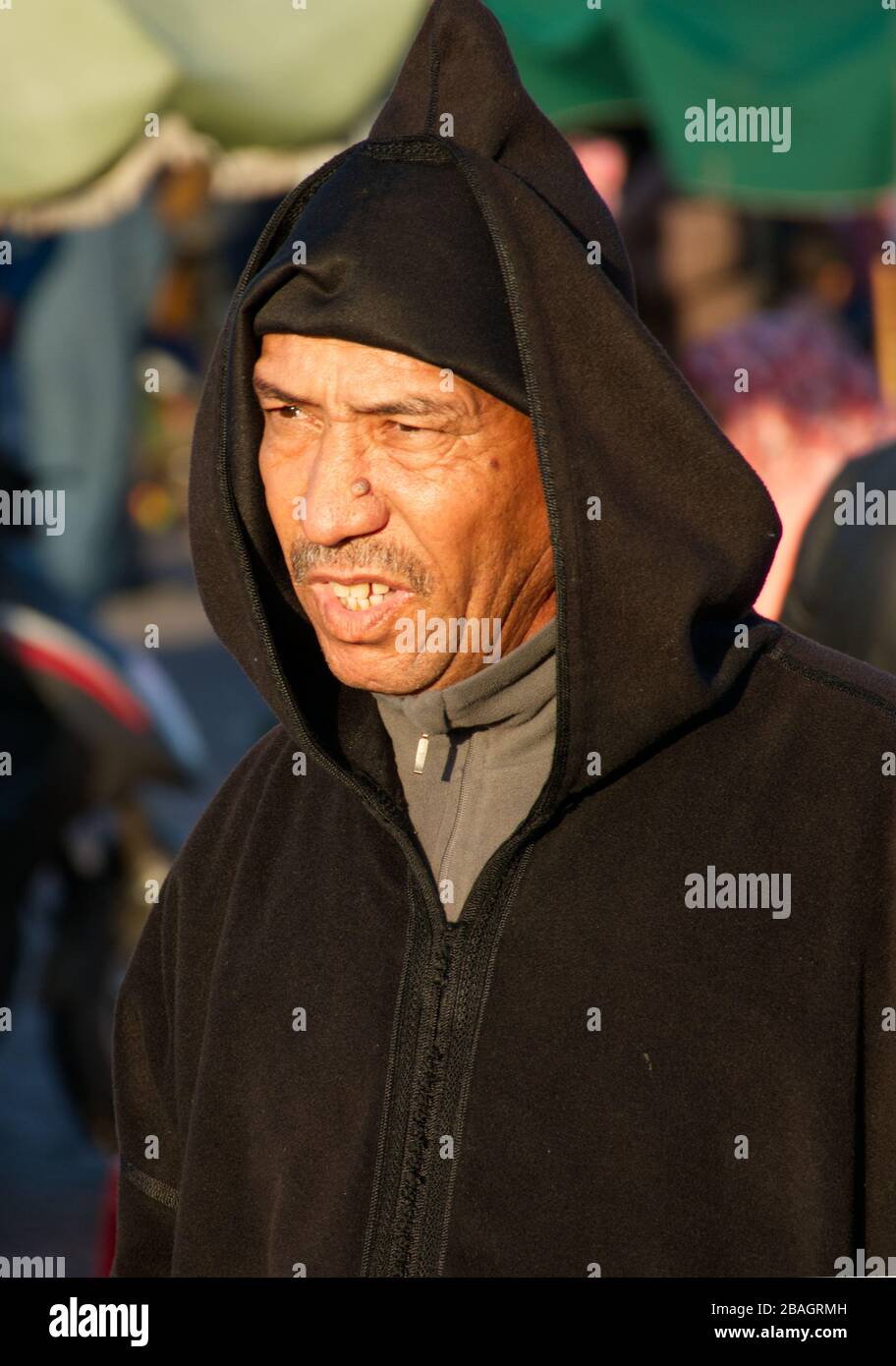 Street-photography of local people in traditional clothing, doing their ...