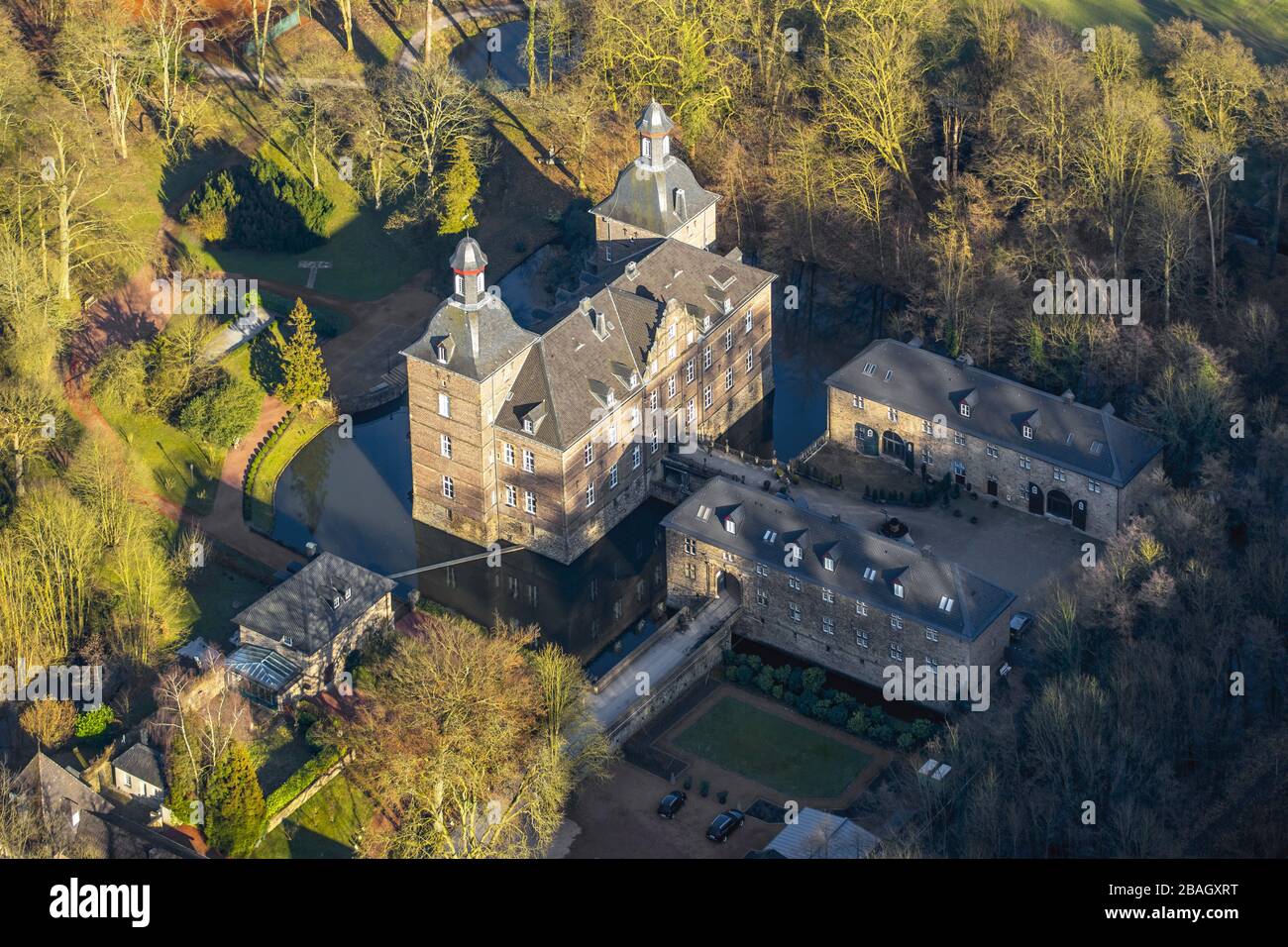 Hugenpoet castle hotel essen hi-res stock photography and images - Alamy