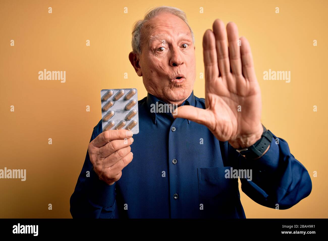 Old man doing drugs hi-res stock photography and images - Alamy