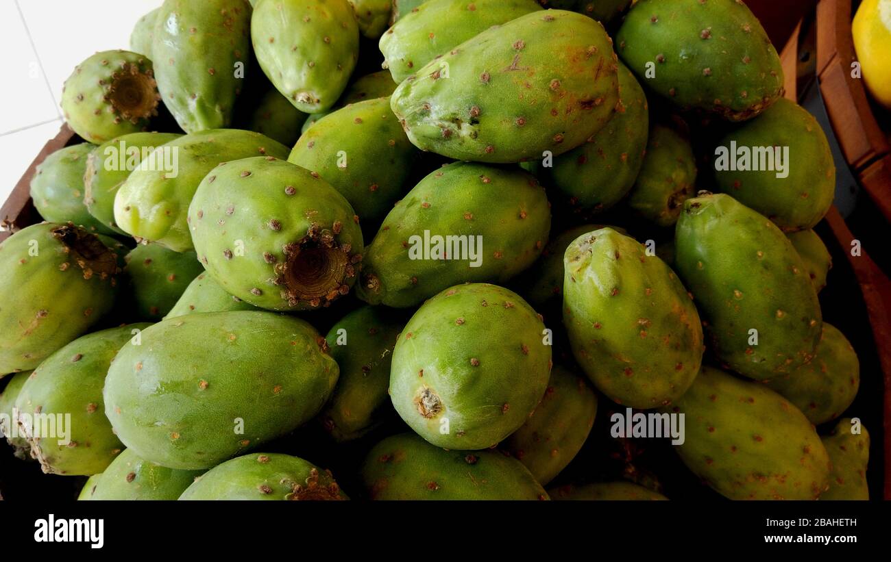 Tuna y nutricion hi-res stock photography and images - Alamy