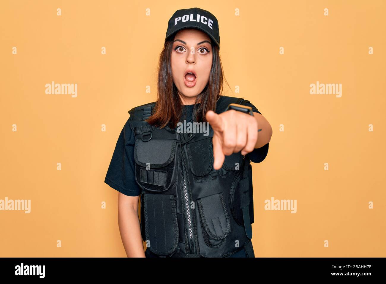 Woman yelling at cop hi-res stock photography and images - Alamy