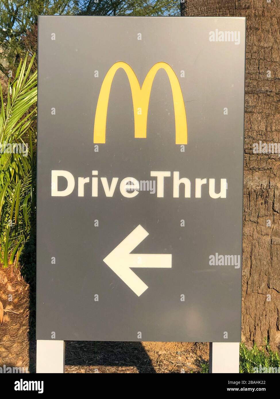 Mcdonalds menu sign hi-res stock photography and images - Alamy