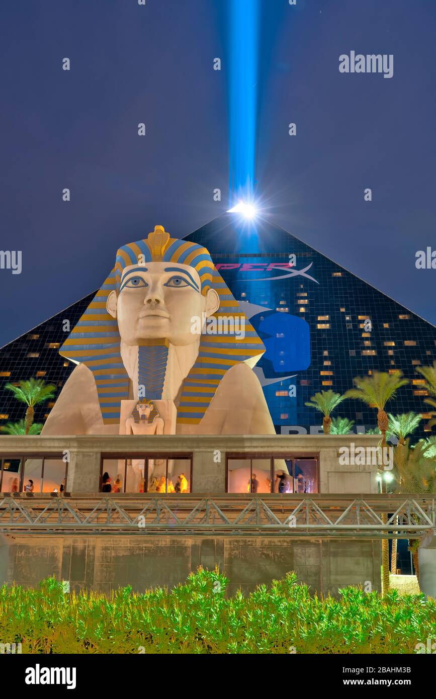 Laser pyramid hi-res stock photography and images - Alamy