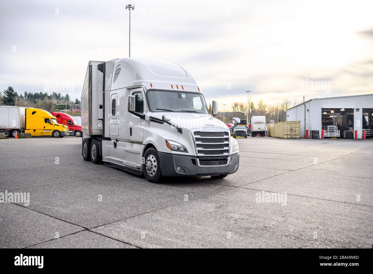 Big rig bonnet diesel industrial semi truck with reefer semi trailer ...