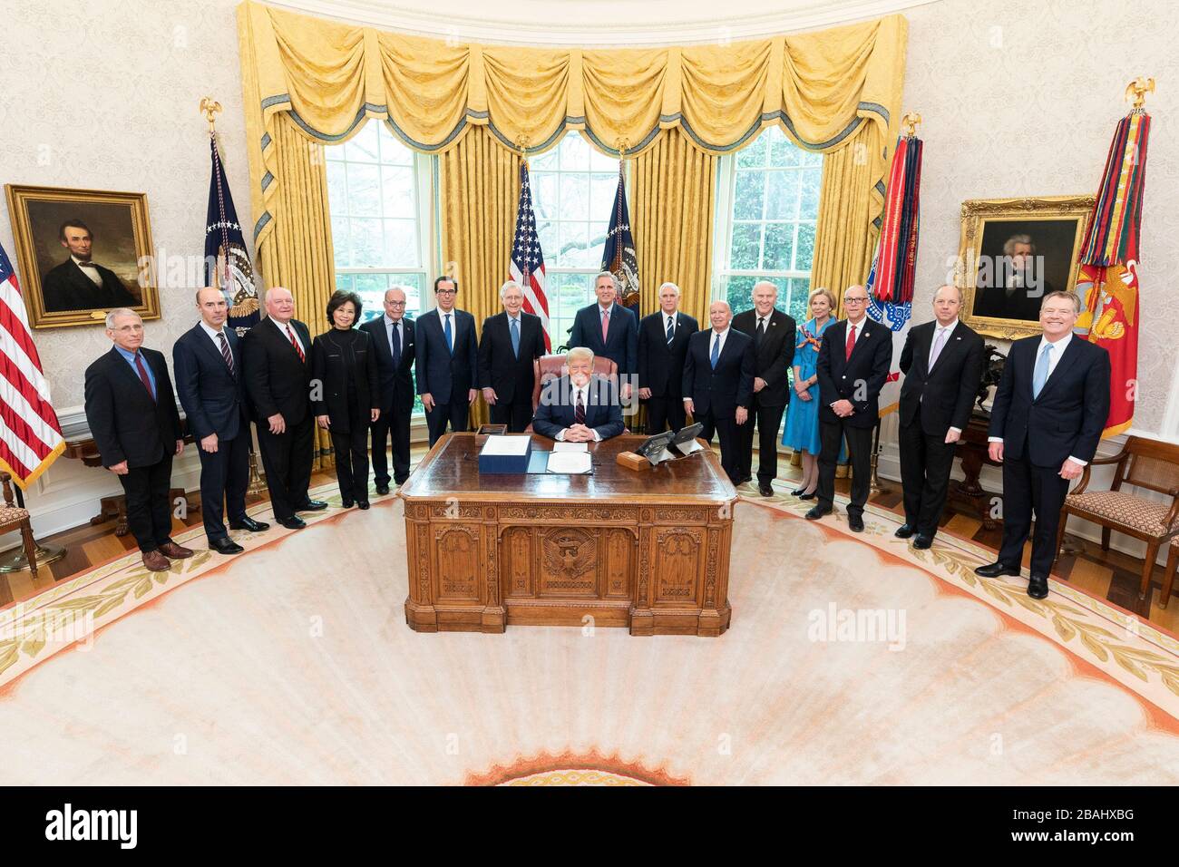 Trump cabinet group photo hi-res stock photography and images - Alamy