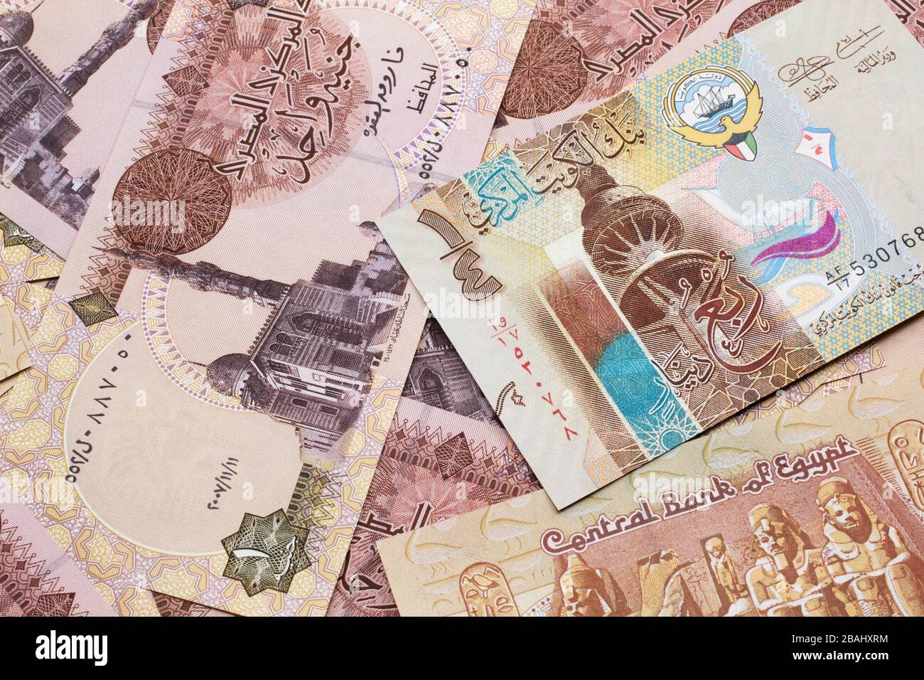 Egypt coins notes hi-res stock photography and images - Alamy