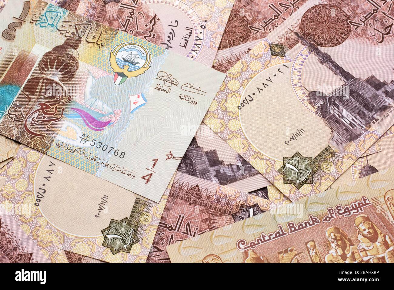 Egypt coins notes hi-res stock photography and images - Alamy