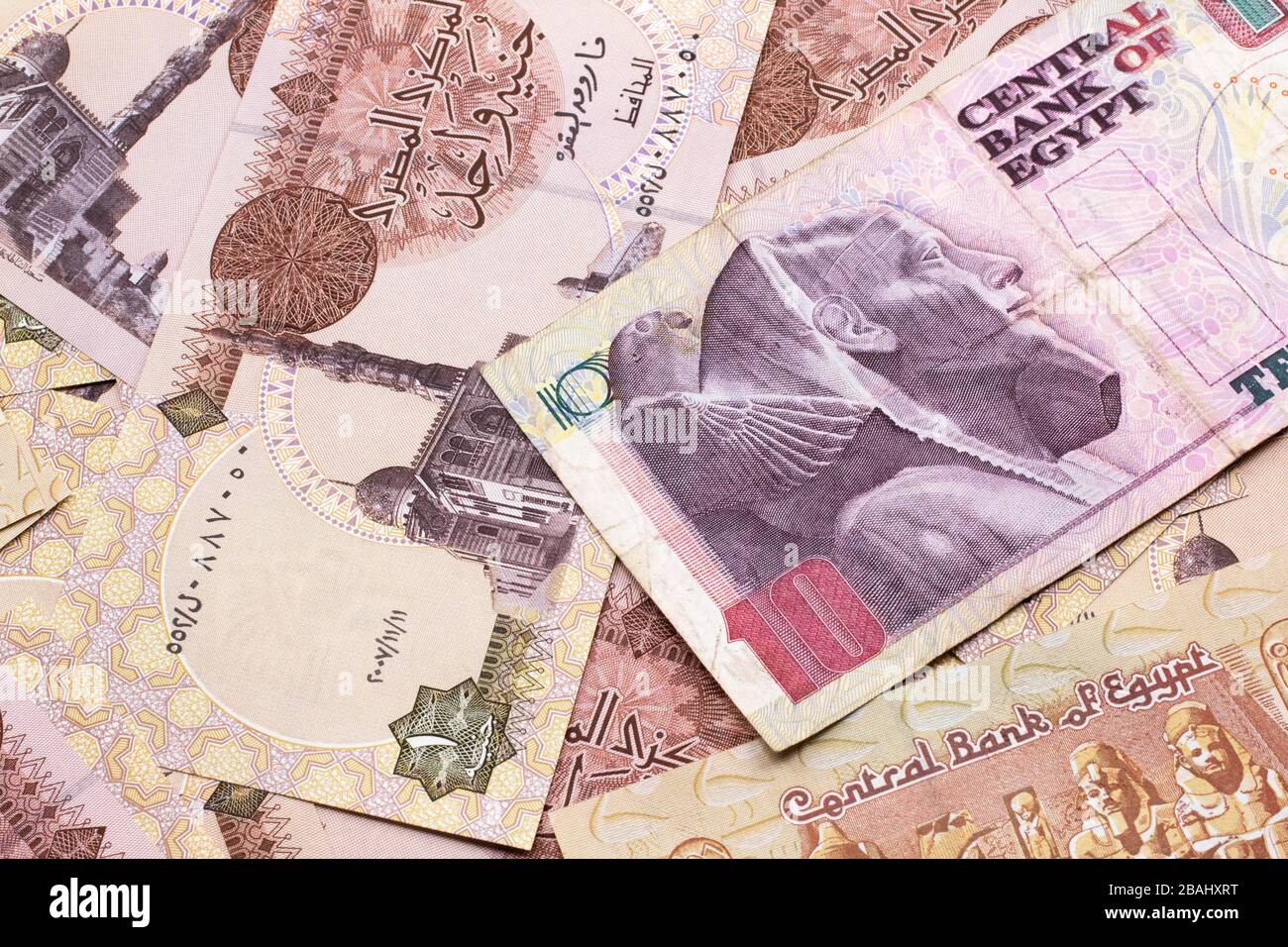 Egypt coins notes hi-res stock photography and images - Alamy