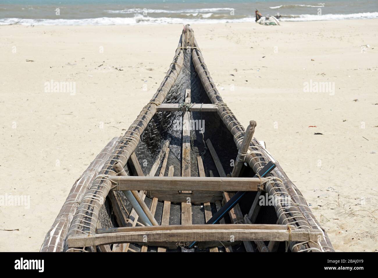 rotten fisher boats at the beach of hue Stock Photo - Alamy